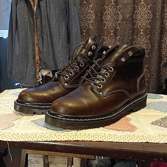 Candie's | Shoes | Candies Brand Leather Doc Martin Style 9s Y2k Boots ...